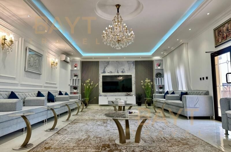 Luxury Ruwais Villa - BaytTravel